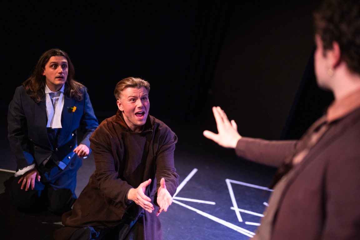 VERA; OR, THE NIHILISTS review by thespyinthestalls at Jack